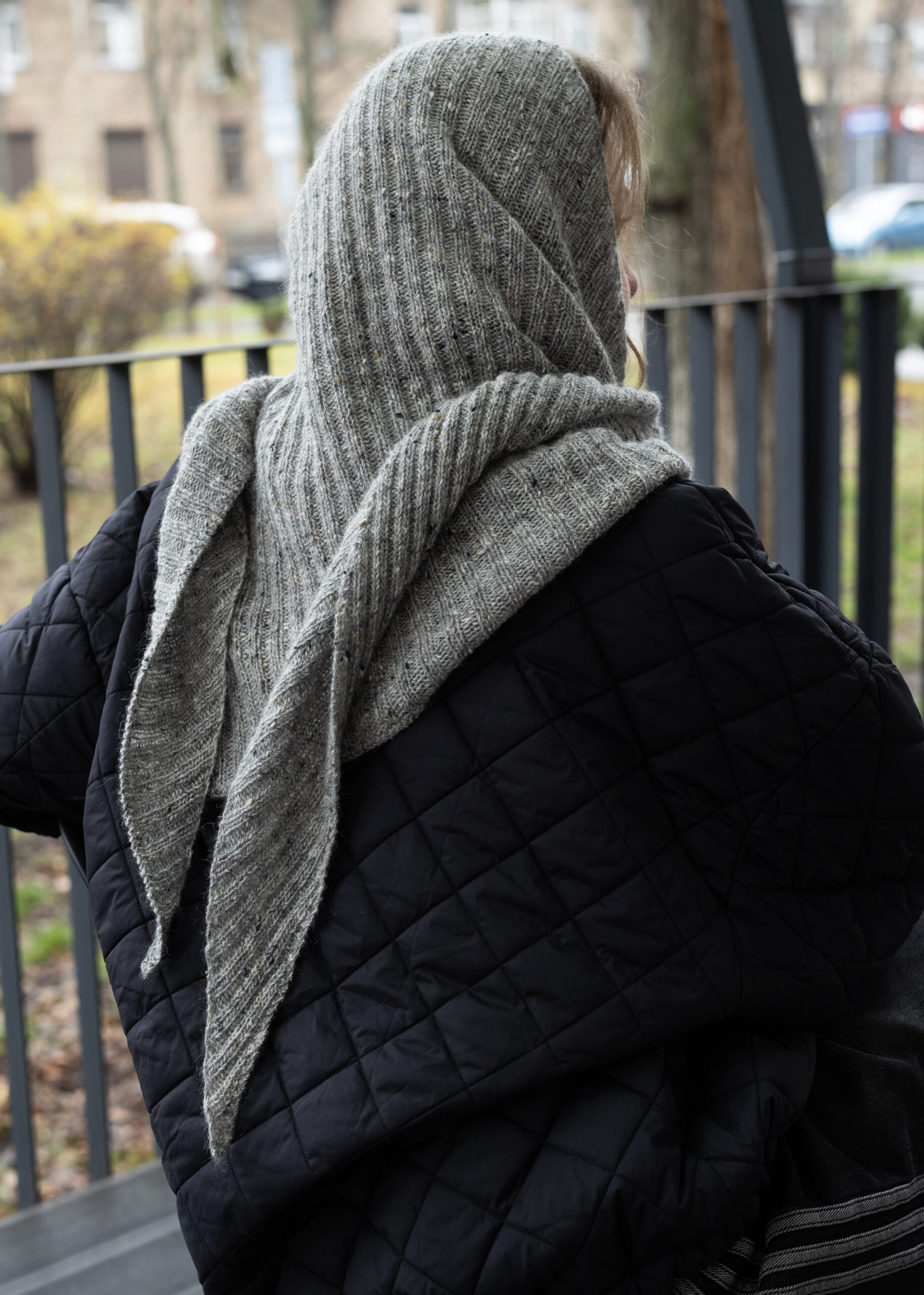 Hello Basic Ribbon Shawl - Knitterra Studio